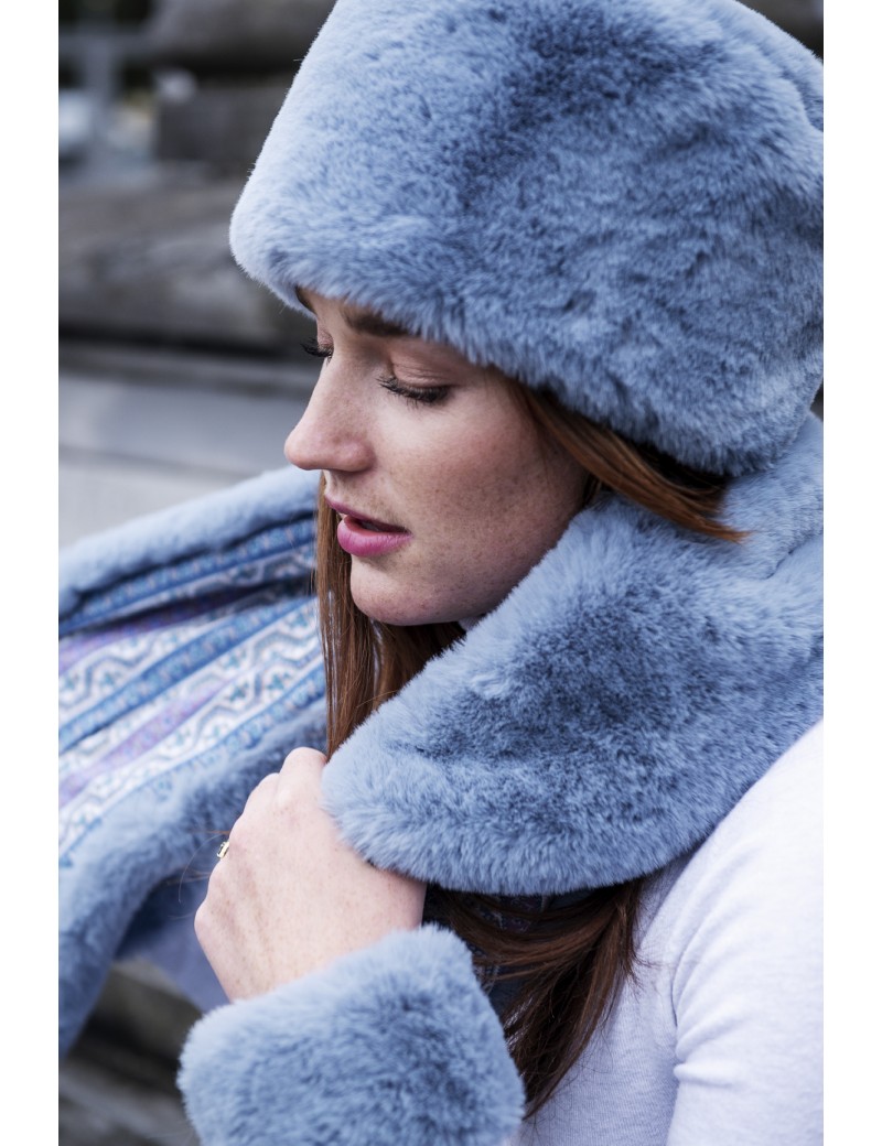 Blue faux fur cuffs perfect during winter - Made in France - ALINE